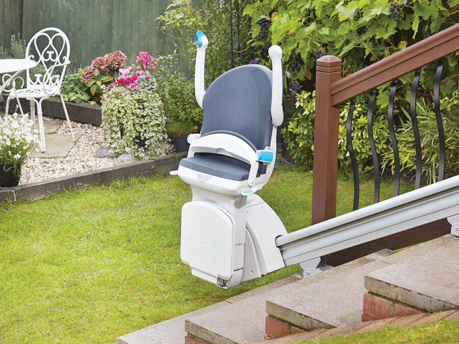 1000 • Handicare Straight Stairlift • Savaria Asia
