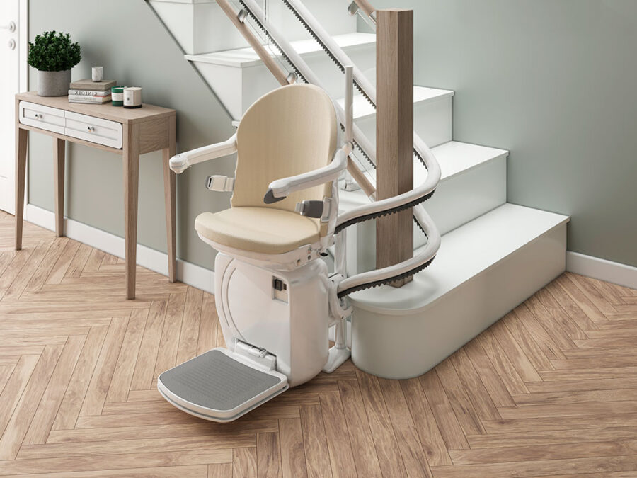 4000 • Handicare Curved Stairlift • Savaria Asia
